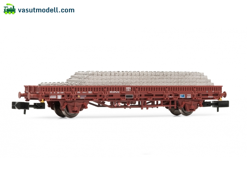 ARNOLD 6254 Flat wagon, type Rlmms, loaded with concrete sleepers RENFE ...
