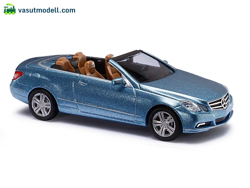 BUSCH 41676 Mercedes, E-osztály, Cabrio cmD Hellblau - vasutmodell.com