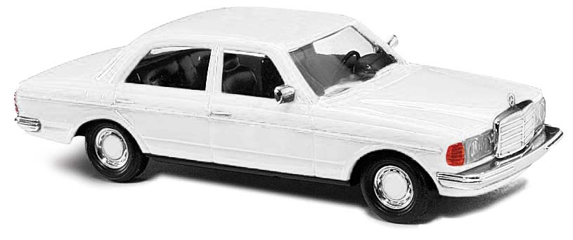 BUSCH 60211 Építőkészlet: Mercedes W123 Limo. - vasutmodell.com