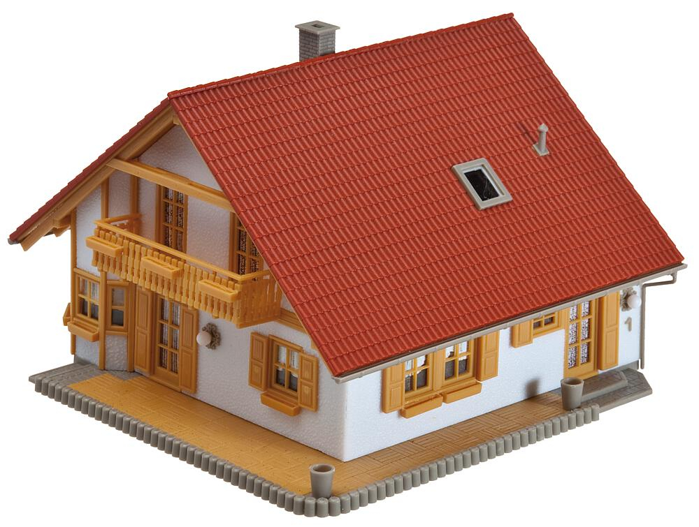 FALLER 130301 Családi ház fa erkéllyel - vasutmodell.com