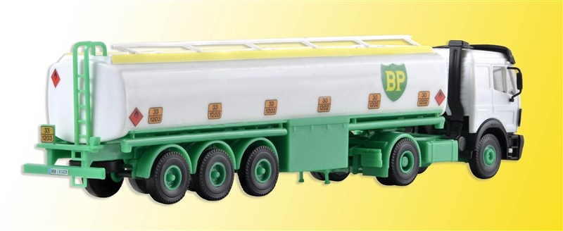 KIBRI 14670 Mercedes Benz tartálykamion, BP - vasutmodell.com