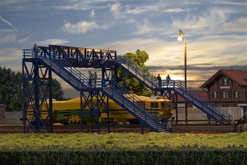 KIBRI 39301 Gyalogos felüljáró - vasutmodell.com